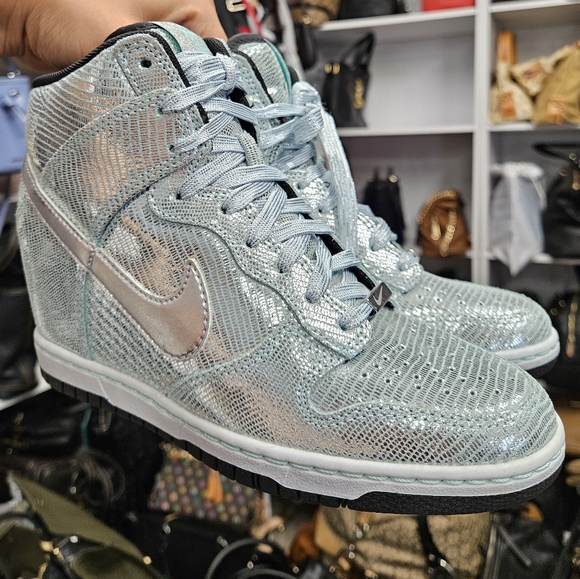 Nike | Shoes | Rare Never Used Wmns Dunk Sky High Nwm Qs Size 6 No Box ...